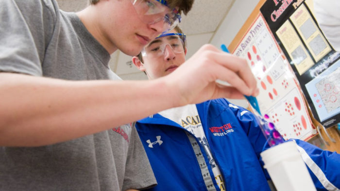 8 Challenges US STEM Education Can Overcome - Giving Compass